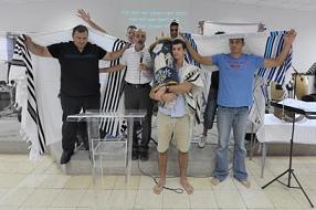 Come And See - Article about Messianic Jews in Israeli leading news site